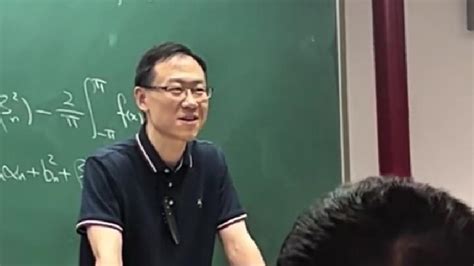 北大数学学院教授的结课寄语走红，网友：好老师与好学生相互成就 七环视频 澎湃新闻 The Paper
