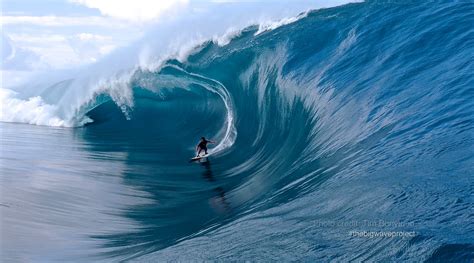 Big Wave Surfing
