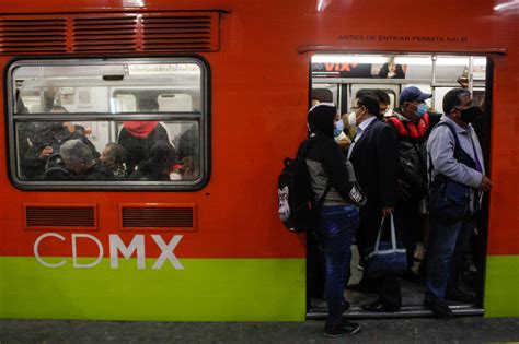 Usuarios Del Metro De Cdmx Reportan Humo En Las Estaciones Copilco