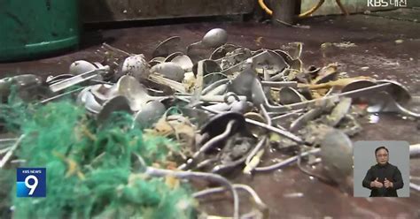 음식물 쓰레기에 이물질 그득설비 고장까지