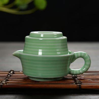 龙泉青瓷金鱼杯功夫茶杯图片3 中国风