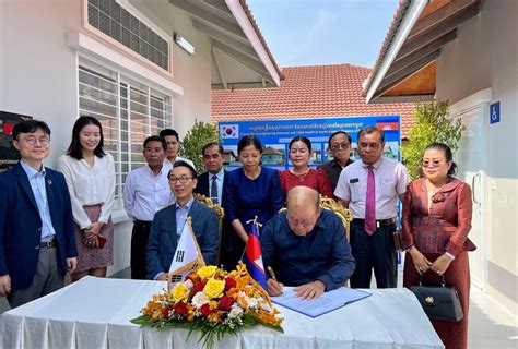 រដ្ឋមន្រ្តីក្រសួងសុខាភិបាល បានអញ្ជើញជាអធិបតីក្នុងពិធីសម្ពោធដាក់ឱ្យប្រើប្រាស់ជាផ្លូវការអគារសម្ភព