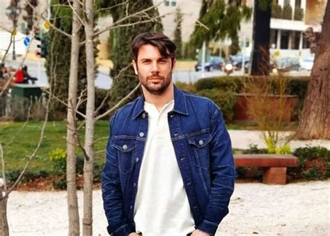 Πάρης Σκαρτσολιάς Αυτή ήταν η αμοιβή του στο «Καφέ της Χαράς Vipnews