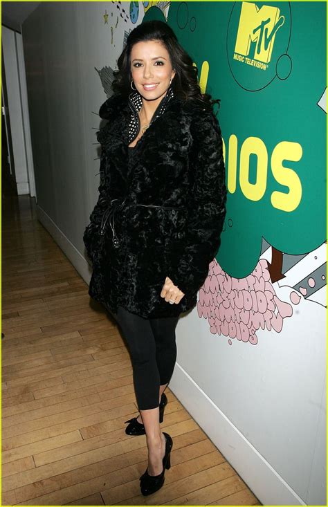 Eva Longoria Flashes Her Bling Photo Eva Longoria Trl Photos Just Jared Celebrity