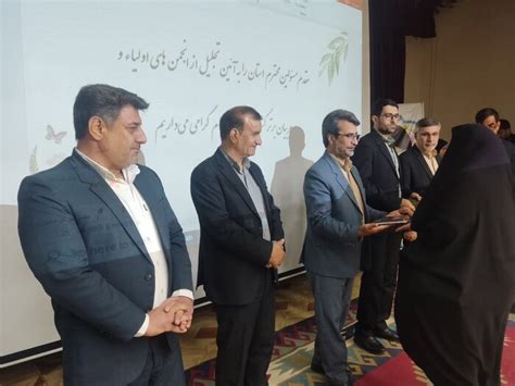 کنترل نکردن فضای‌ مجازی از مشکلات پیش‌روی خانواده‌ها است ایمنا