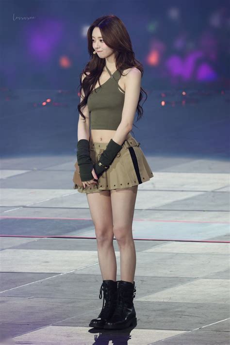 Pin By Itzy Witzy On Itzy Itzy Model Korean Model