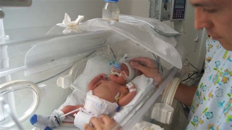 Conoce Nuestra Uci Neonatal Clínica De La Mujer Youtube