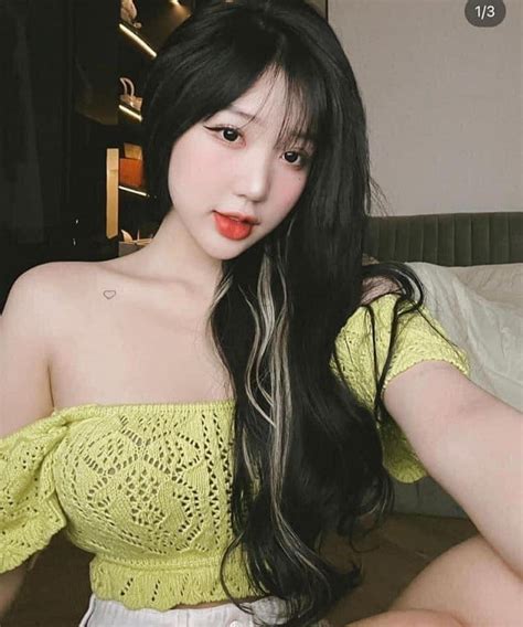 Hot Tiktoker B Ch Tuy N T Ng T Qua I Tu I D T I Qua V N C N Livestream S Th T L G