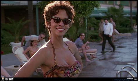 Top 10 Spring Break Babes In Bikinis