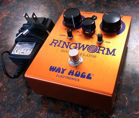 Way Huge Ringworm Ring Modulator Whe606 W Power Supply Reverb