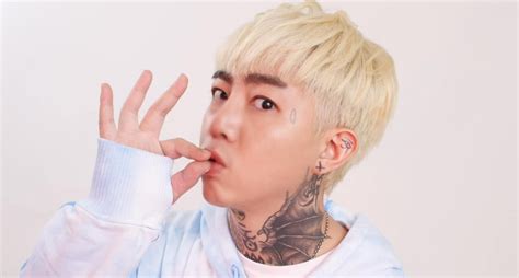 謝和弦競選總部曝光！直播曬「哈們網美牆」粉絲直奔現場 網震驚