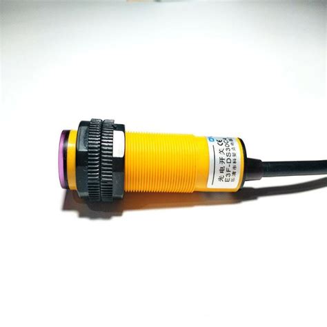 เครื่องมือช่าง E3f Ds30c4 Proximity Switch Photoelectric Sensor Npn No ตรวจจับ 30cm Shopee