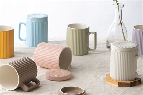 마노 Mano 데일리 뚜껑 머그컵 350ml 홈카페 머그잔 위시버킷