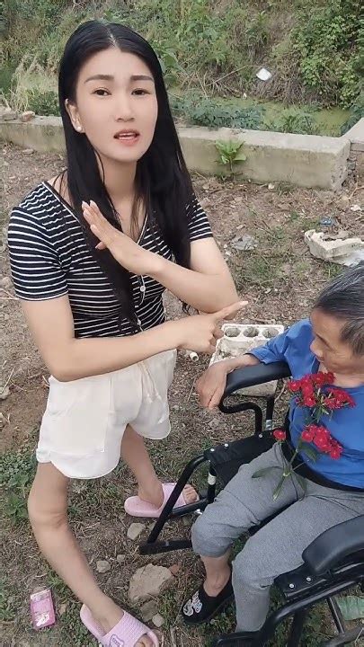 33岁河南小儿麻痹症女孩，照顾生病母亲 Youtube