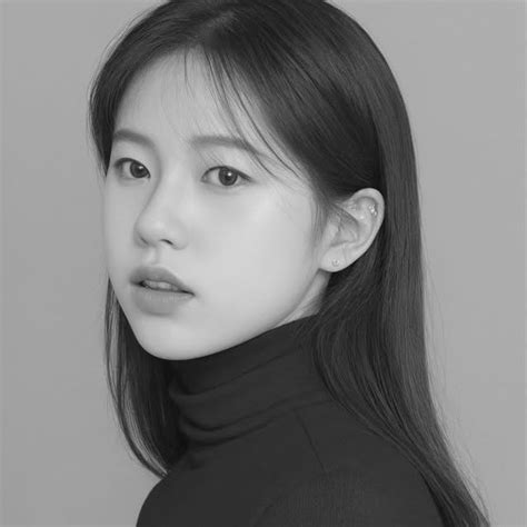 1003 Qing 1003 Qing • Threads Say More