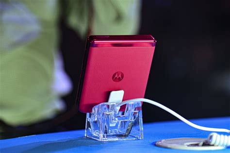 Everything We Know About The New Motorola Razr Leaks Launch Date Price Tech
