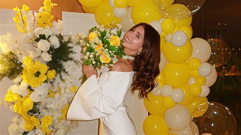 قبل زفافها المنتظر أجمل إطلالات شيرين بيوتي فوشيا