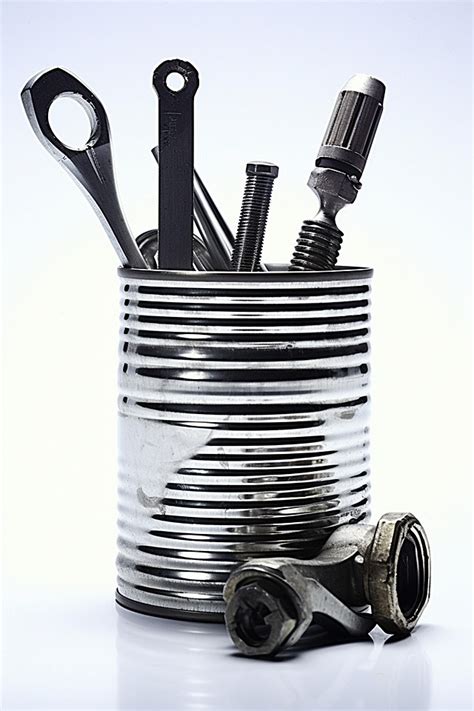 정비공 도구 벡터 스티커 클립 아트 만화 빌더 수염과 그 주위에 많은 도구 상표 클립 아트 Png 일러스트 및 벡터 에