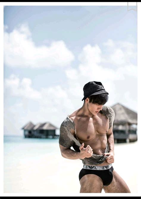 Taiwanese Naked By The Ocean