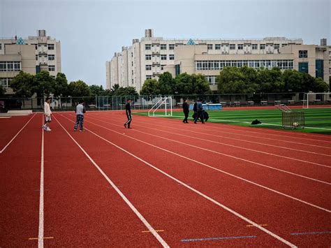 包头塑胶跑道 包头塑胶球场 包头人造草坪施工 价格 湖北优正体育