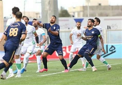 لیگ برتر فوتبال گل گهر با شکست ذوب آهن در کورس سهمیه ماند قلعه نویی