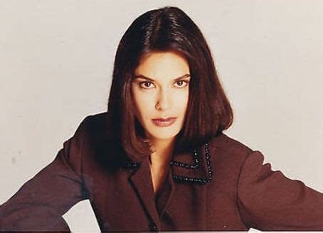 Teri Hatcher As Lois Lane Teri Hatcher Lois Lane Celebrities Female