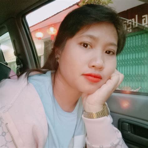 นุช ลูกสาวชาวนา