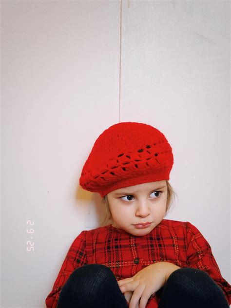 პატარა გოგოს დიდი ამბები Added პატარა გოგოს დიდი ამბები