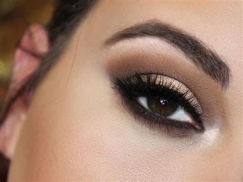 New Years Eve Makeup Ideas To Make You The Life Of The Party Society19