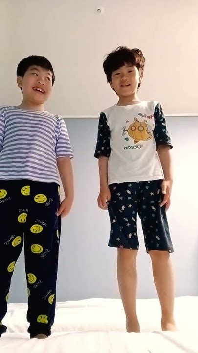 난 대학 시절 묵찌빠 전공 했다 사실 Youtube