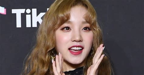 [포토] 여자 아이들 우기 사랑스러운 미소~ 2018 Mama