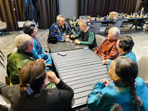 Увс аймгийн Хөдөлмөр халамжийн үйлчилгээний газар АХМАД АЖИЛТНУУДАД ХҮНДЭТГЭЛ ҮЗҮҮЛЛЭЭ 📌xvii