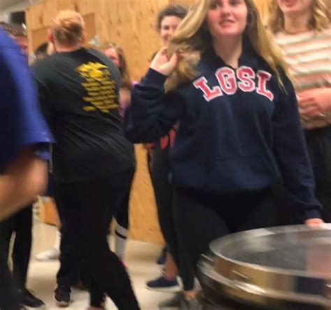 Bubble Butt Candid Teen In Leggings With Her Friends Candid Teens