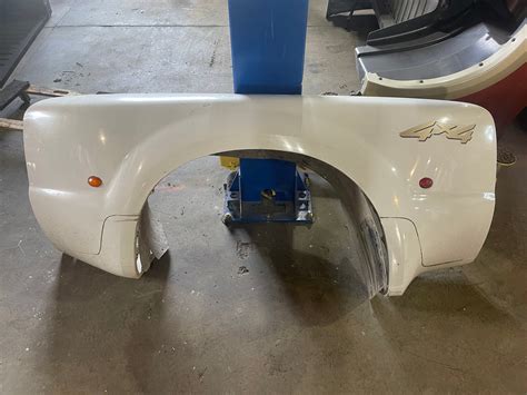 99 10 Superduty Lh Dually Fender Super Duty Truck Parts
