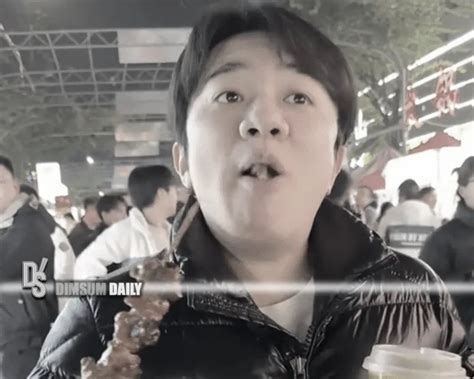Hong Kong Actor Wong Cho Lam Explores Guangxi Night Market Delighting