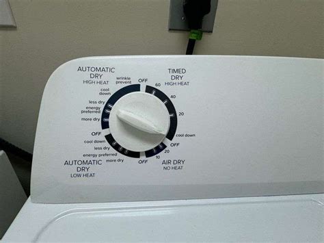 Amana Clothes Dryer Halfhill Auction Group