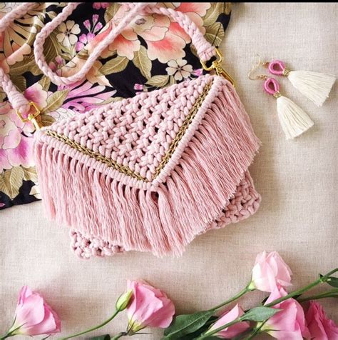 Macrame Clutch Patterntutorial Straps And Weaving Detail Macrame Bag