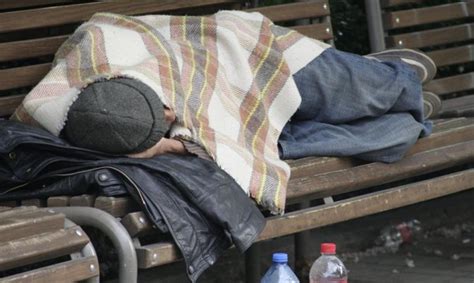 Две стаи в пернишката болница отделят за бездомни хора