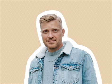 Dit Moet Je Weten Over Daniël Van ‘bandb Vol Liefde 2025 Flair