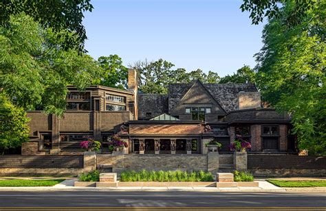 A Chicago Suburb Is Home To More Frank Lloyd Wright Homes Than Anywhere