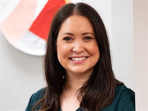 Who We Are At At Wisemind Psychotherapists Offering Therapy In Mclean