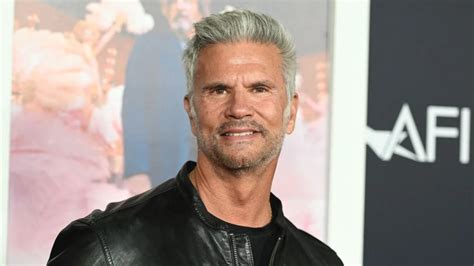 Lorenzo Lamas Así Luce Hoy La Estrella De La Serie El Renegado A Sus 67 Años — Radio