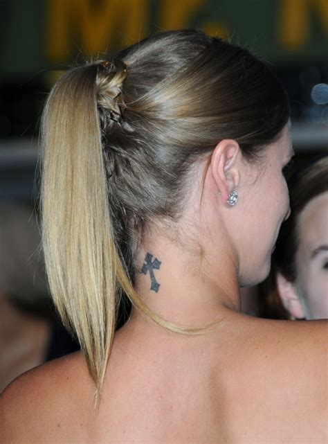 Interactive Magazine Quick And Easy Hairstyles