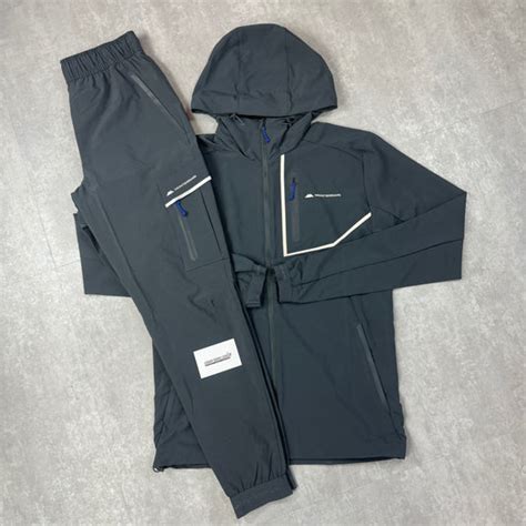 Monterrain Luxurygoodslocker