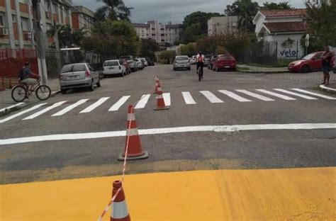 Prefeitura De Pelotas Revitaliza Faixas De Pedestres De áreas Escolares