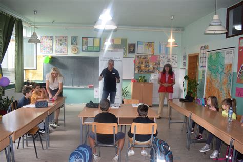 Безбедност деце у саобраћају Црвени крст Свилајнац