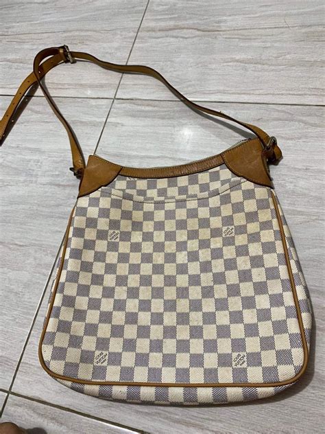 Louis Vuitton Damier Bag On Carousell