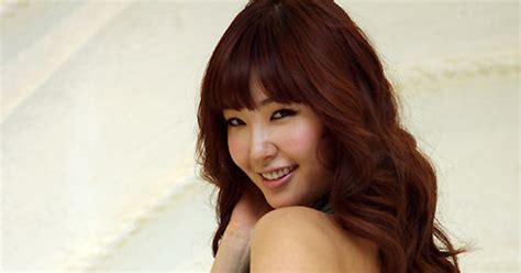 포토 스타화보 김새롬 에머럴드빛 드레스의 유혹