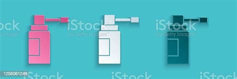 종이는 파란색 배경에 고립 된 코와 목 아이콘의 질병을 치료하기위한 노즐 스프레이와 의료 병을 잘라 종이 아트 스타일 벡터 일러스트레이션 목구멍 목에 대한 스톡 벡터 아트