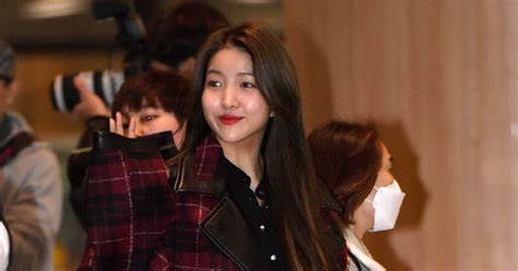 여자친구 소원 팬들 향한 상큼 인사 [사진]